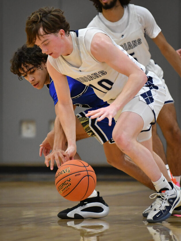 Big man, big game: Hampe helps Muncy rally and win thriller against ...